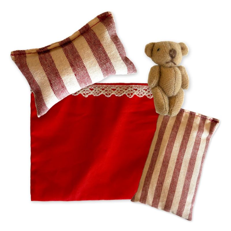 Sam & Julia Mouse Mansion To Go (Kid’s Room) | Reusables and More